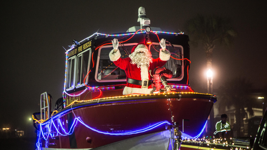 Mount Pleasant Christmas Light Parade - Experience Mount Pleasant